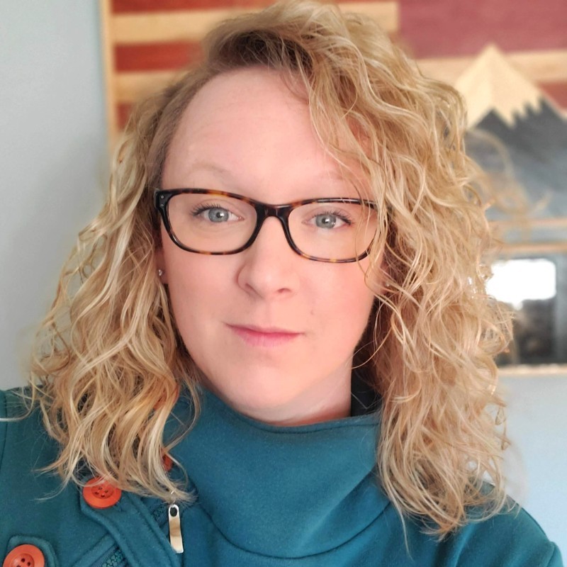 shannon-headshot | Gold Star Peak Inc.